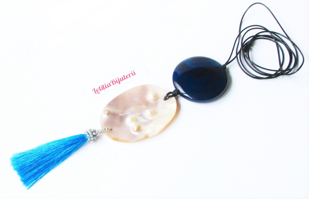 Colier reglabil cu snur negru